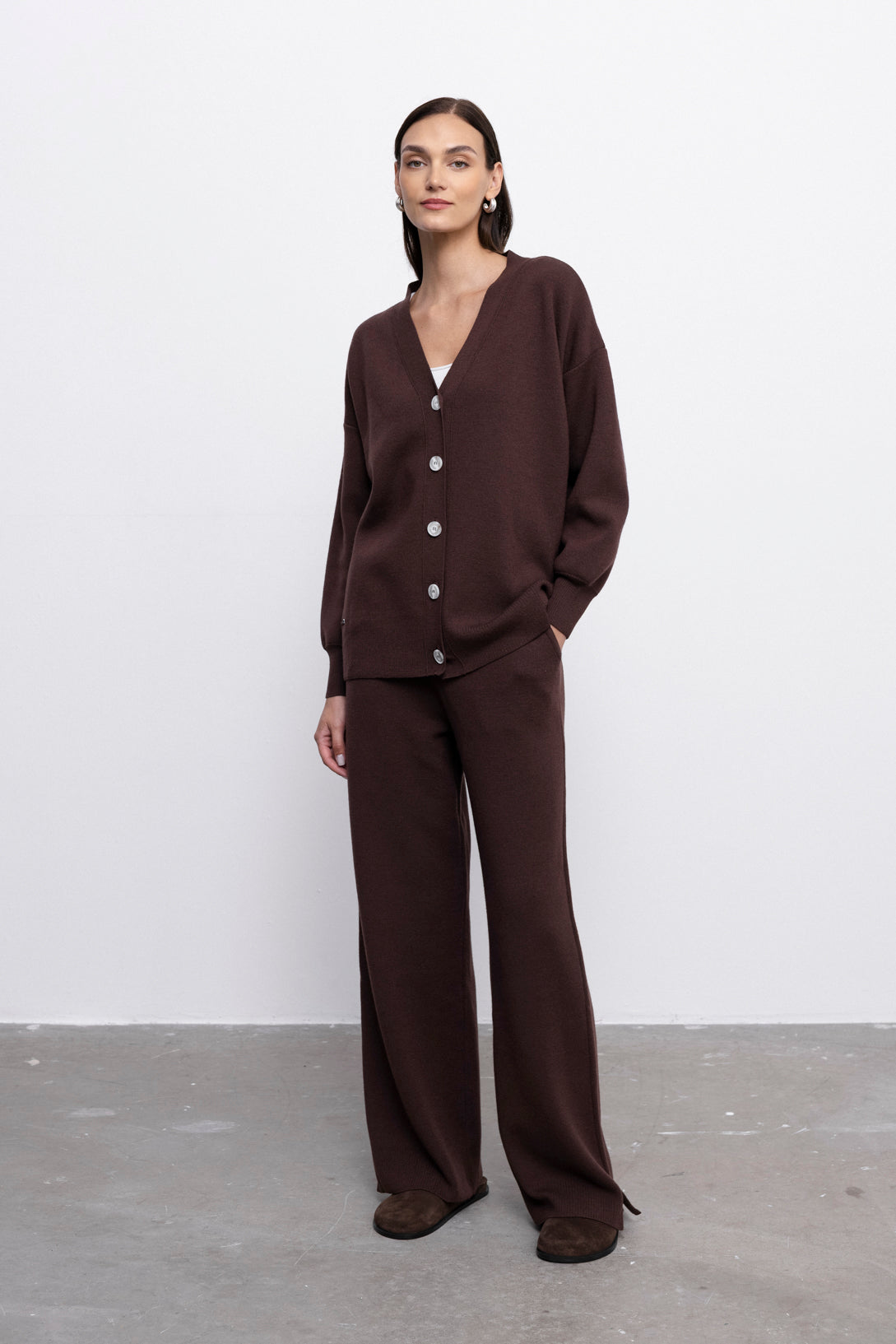 PAULINE brown trousers & cardigan set